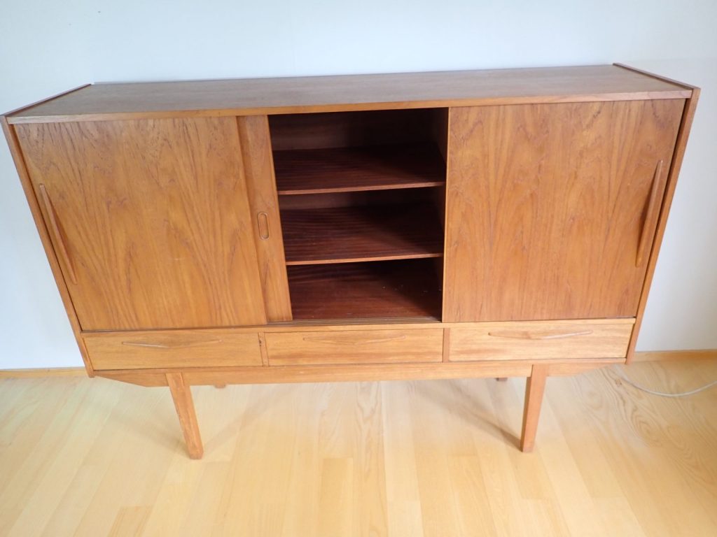 Tanskalainen Teak -senkki, 1960 -luvulta - Hyggelig